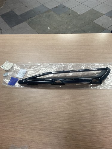 Genuine Audi Q7 4M 2017-2021 Front Right Bumper Air Guide Trim ...