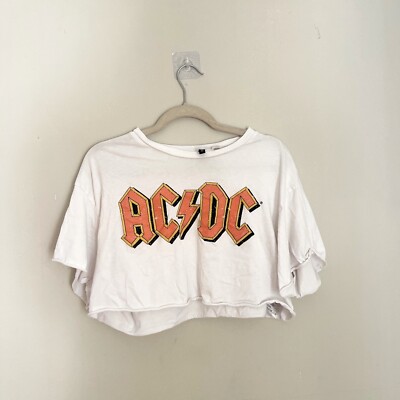 Divided H&M ACDC white crop top With short sleeves and graphic in the ...