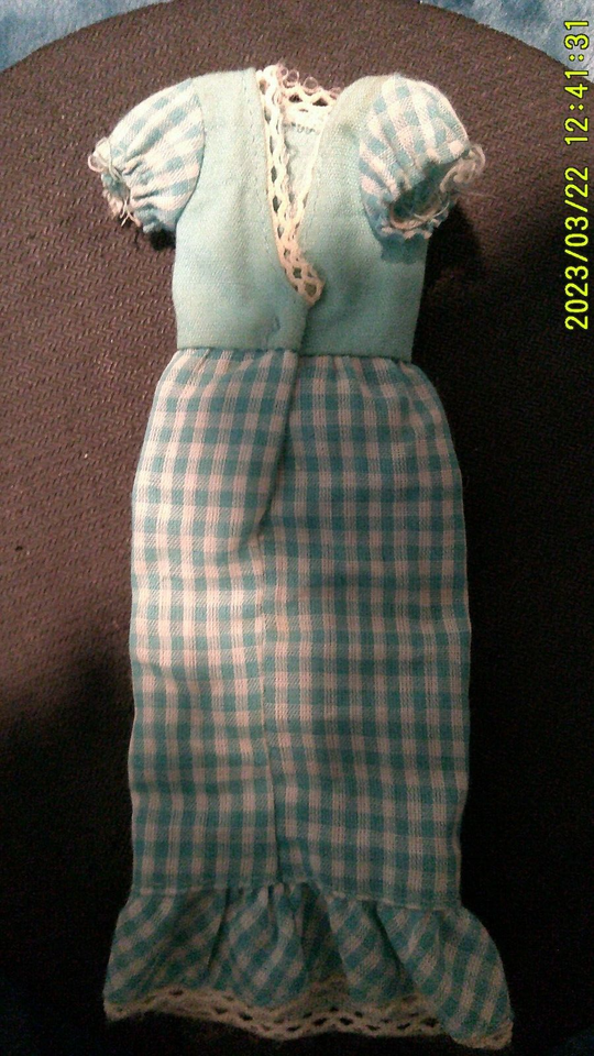 Vintage 1973 Barbie Doll Quick Curl Skipper Dress Blue/white Gingham w ...