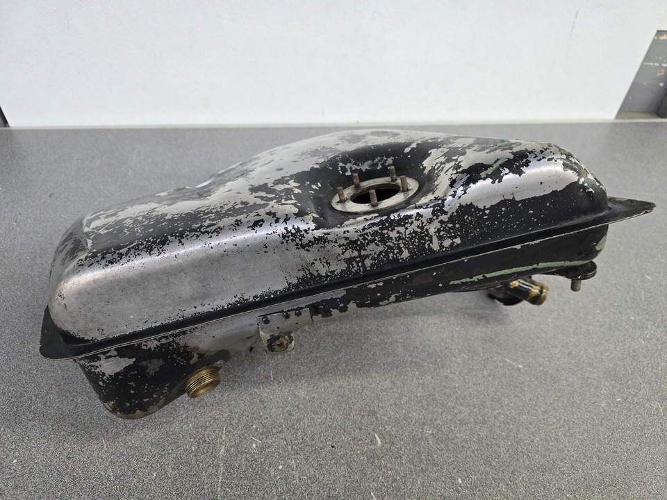 USED ORIGINAL GENUINE PORSCHE 930 TURBO 911 SPORTOMATIC OIL TANK ...