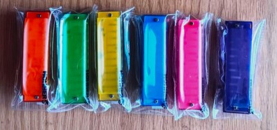 HOHNER CLEARLY COLORFUL KIDS HARMONICAS / ASSORTED translucent COLORS ...