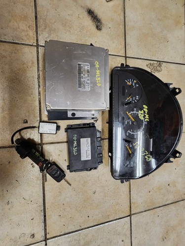 1998-2001 Mercedes-Benz ML320 ECM TCM Ignition Key Cluster | OE | Front