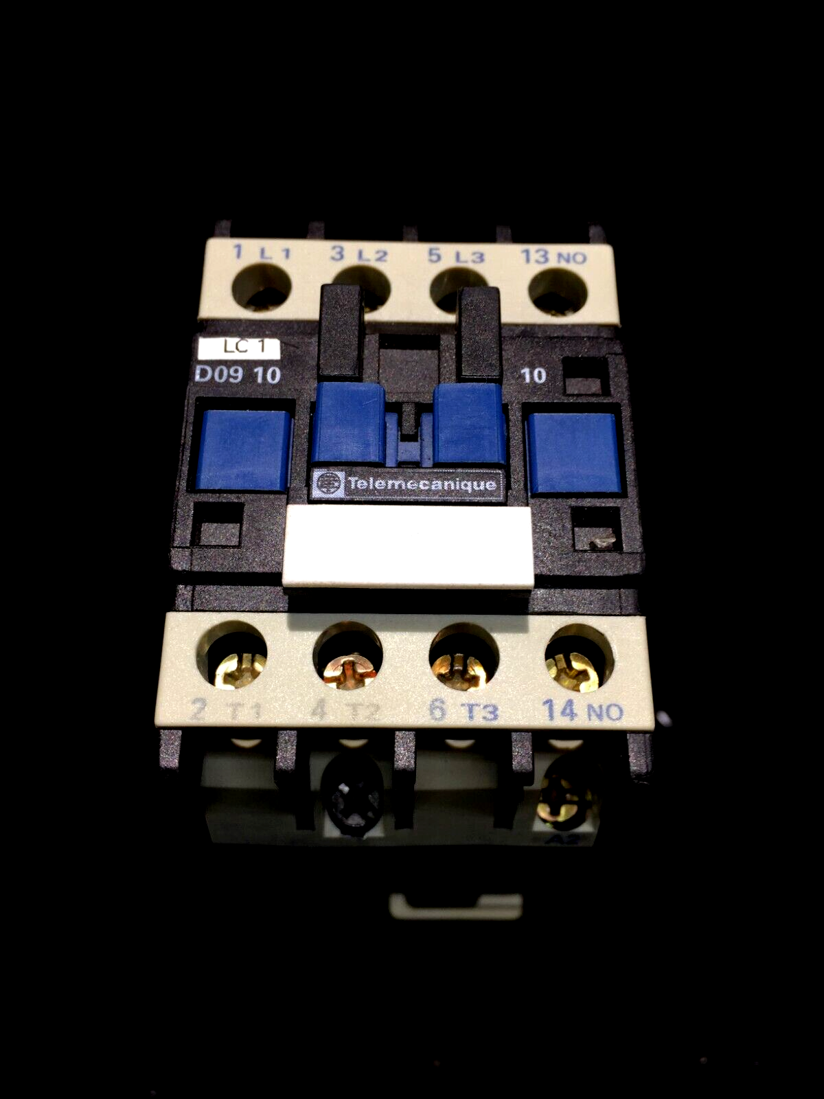 TELECANIQUE RELAY CONTACTOR LC 1 D09 10 24VOLT DC COIL CONTINUOUS ...