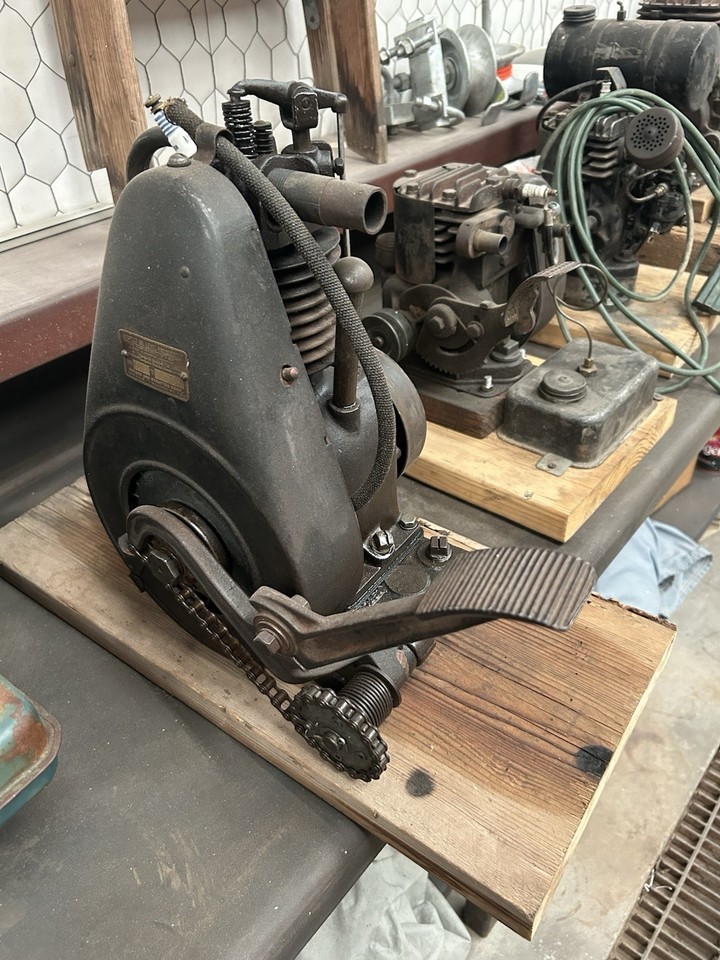 Briggs &Stratton FH Runs Nice Patina Good Tag No Smoke Governor Works ...