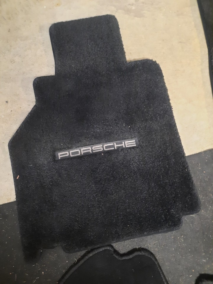 Lloyd Mats Porsche 911 (996) Also 986 Front Floor Mats (1998-2005) And ...