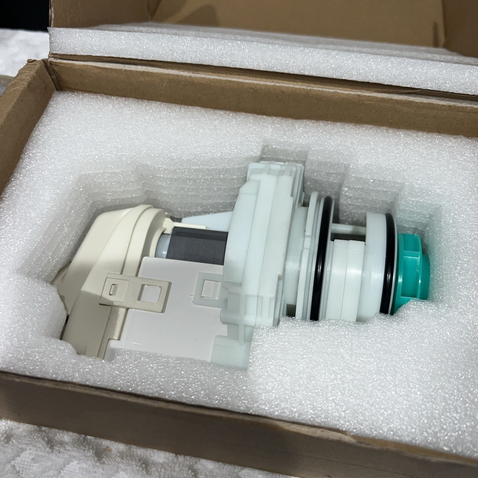 5304519906 Motor and Pump Assembly for Frigidaire, Ikea, Westinghouse ...