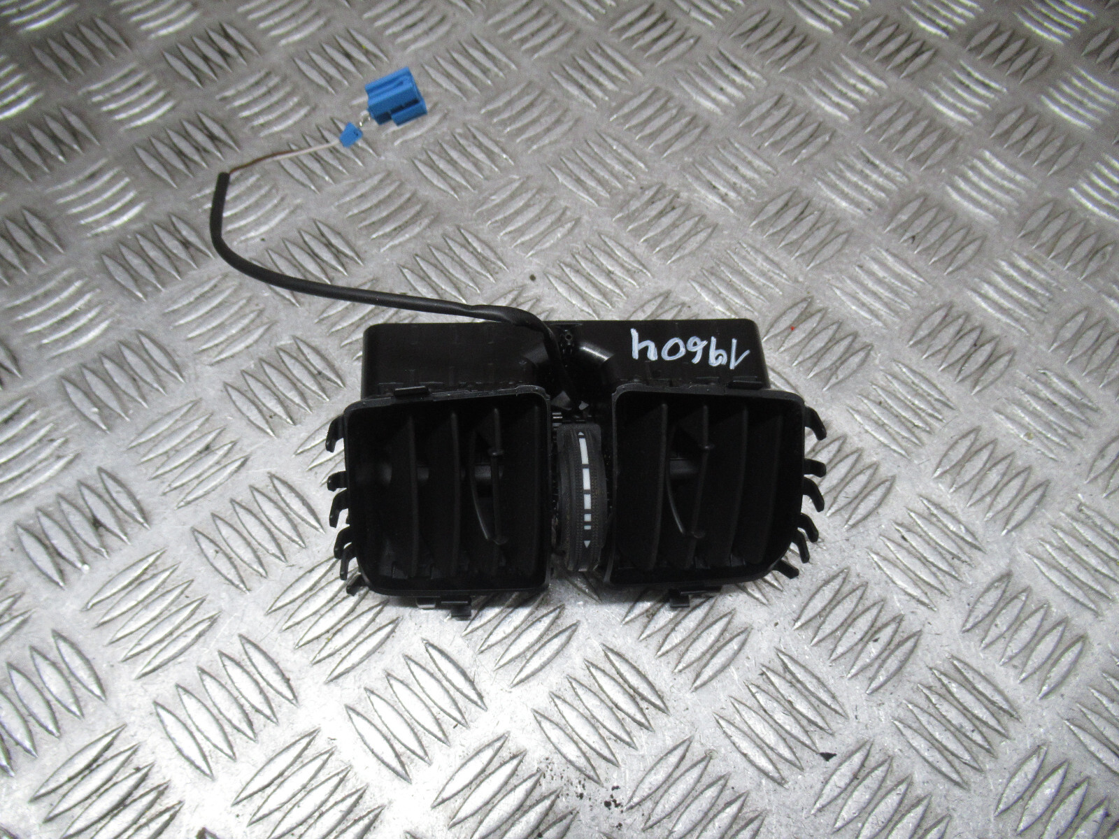 Mercedes-Benz E-class W212 Center Console Rear Air Vent A2128300454 for ...