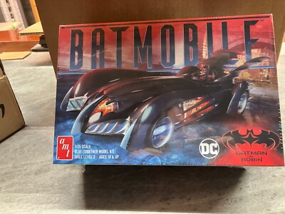 AMT 1/25 scale Batmobile model car kit - DC comics Batman + Robin | eBay