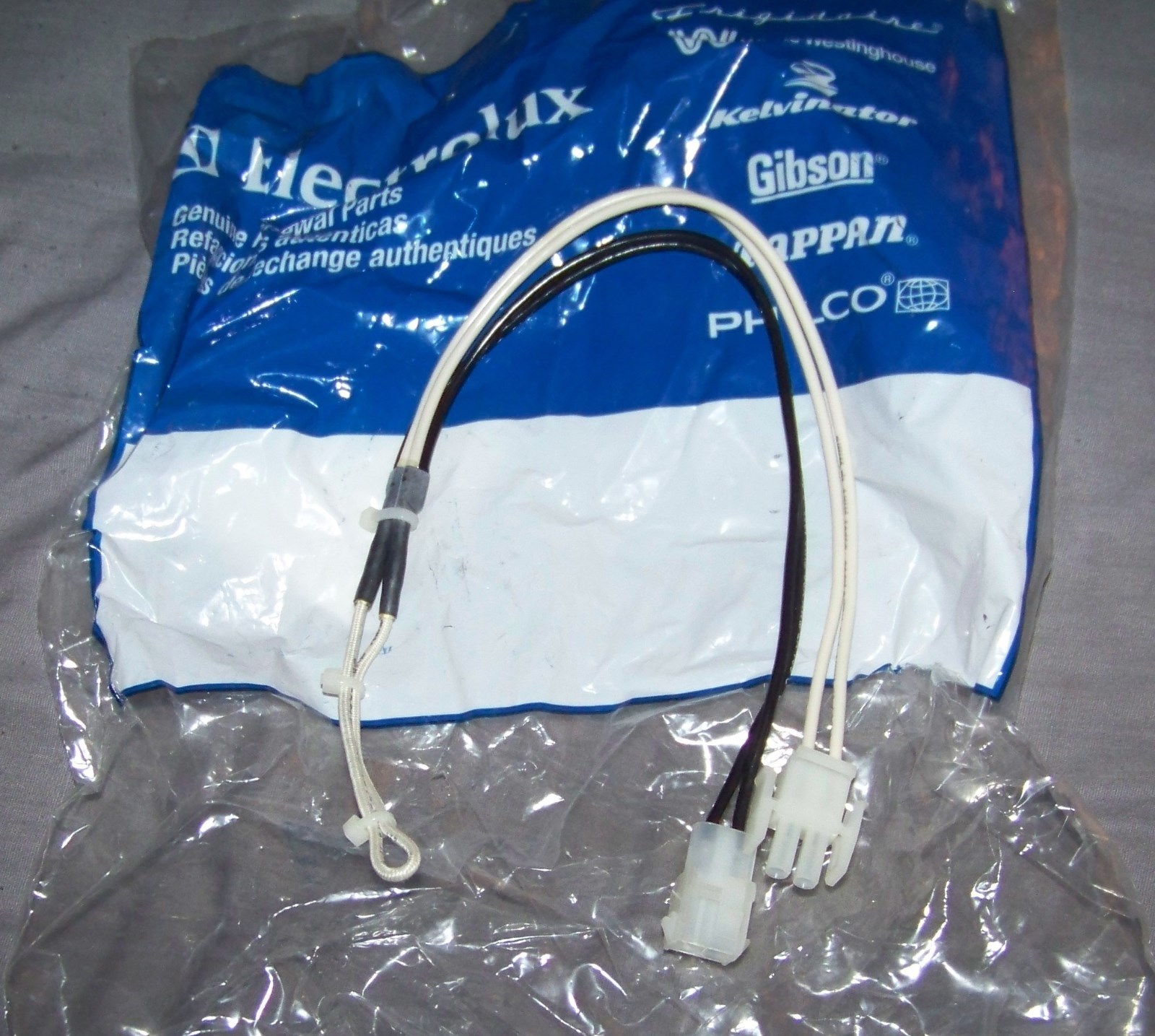 Frigidaire+242087401+Refrigerator+Ice+Maker+Evaporator+Suction+Tube ...