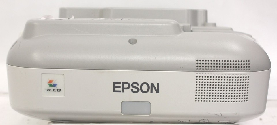 Under 4000 Hrs * Epson Powerlite 570 Projector * XGA * Ultra Short ...