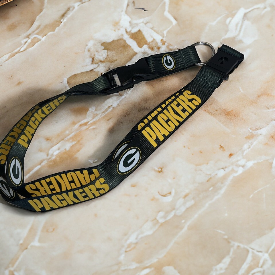 NFL Green Bay Packers Clip Lanyard Key Ring Keychain ID Holder Safety ...