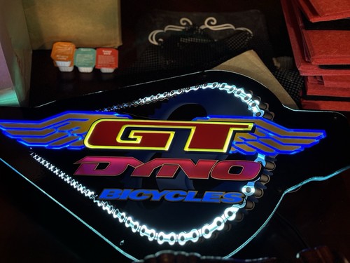 GT BICYCLES / DYNO BMX Illuminated LED Bike shop window sign | eBay