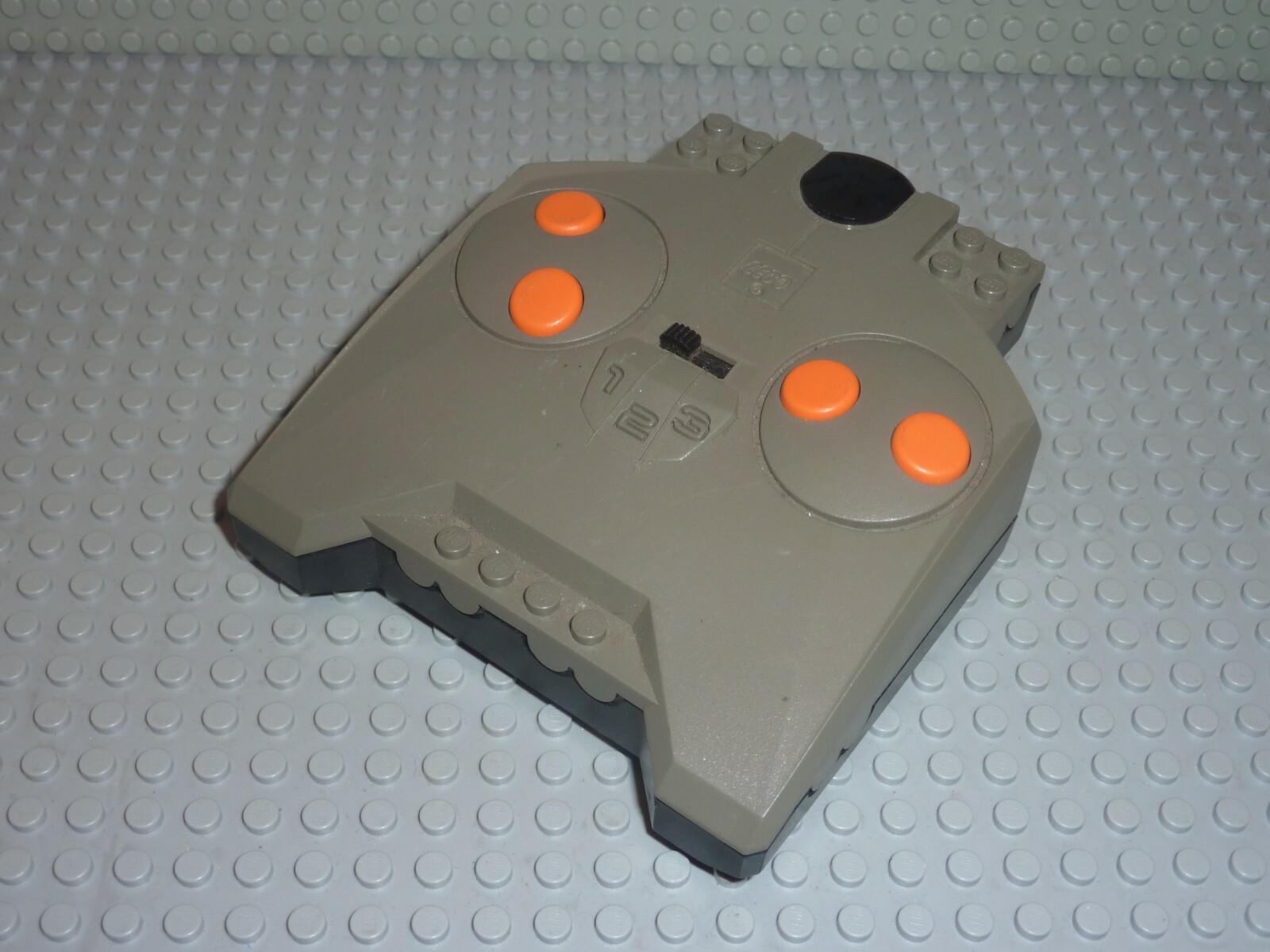 LEGO Electric RC Controller 13 x 12 with IR Transmitter Réf 23335c02 ...