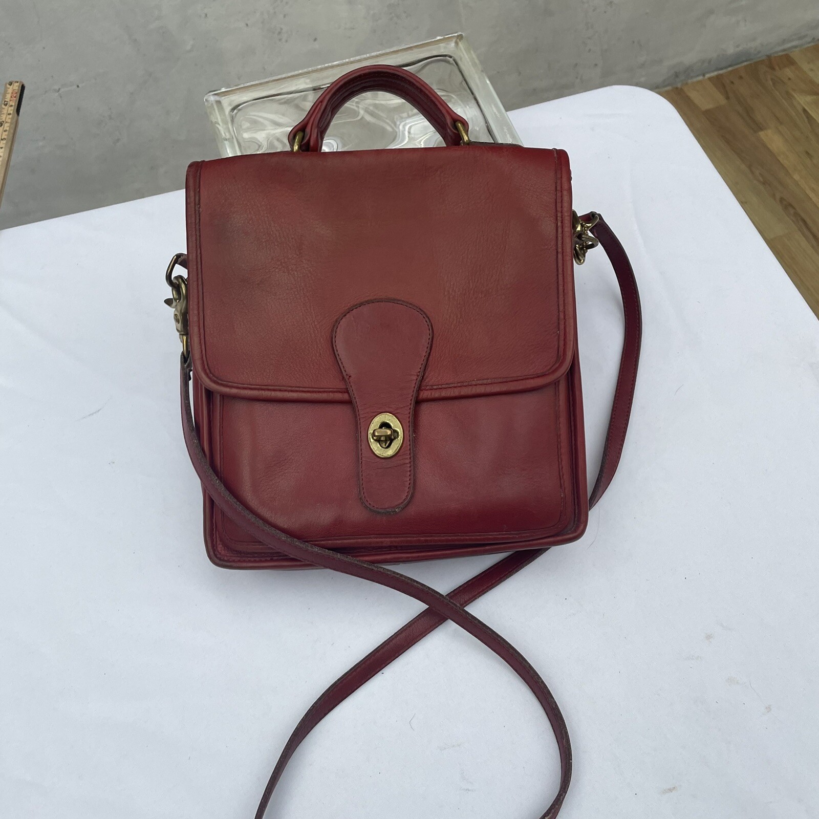 Rare Vintage Coach Willis Red Leather Saddle Messeng… - Gem