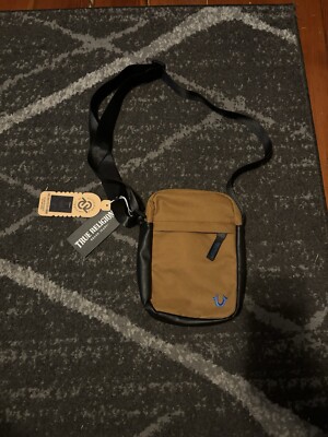 NWT True Religion Jiny Max Jinx Unisex Crossbody Bag Tan NWT True Religion Jiny Max Jinx Unisex Crossbody Bag Tan