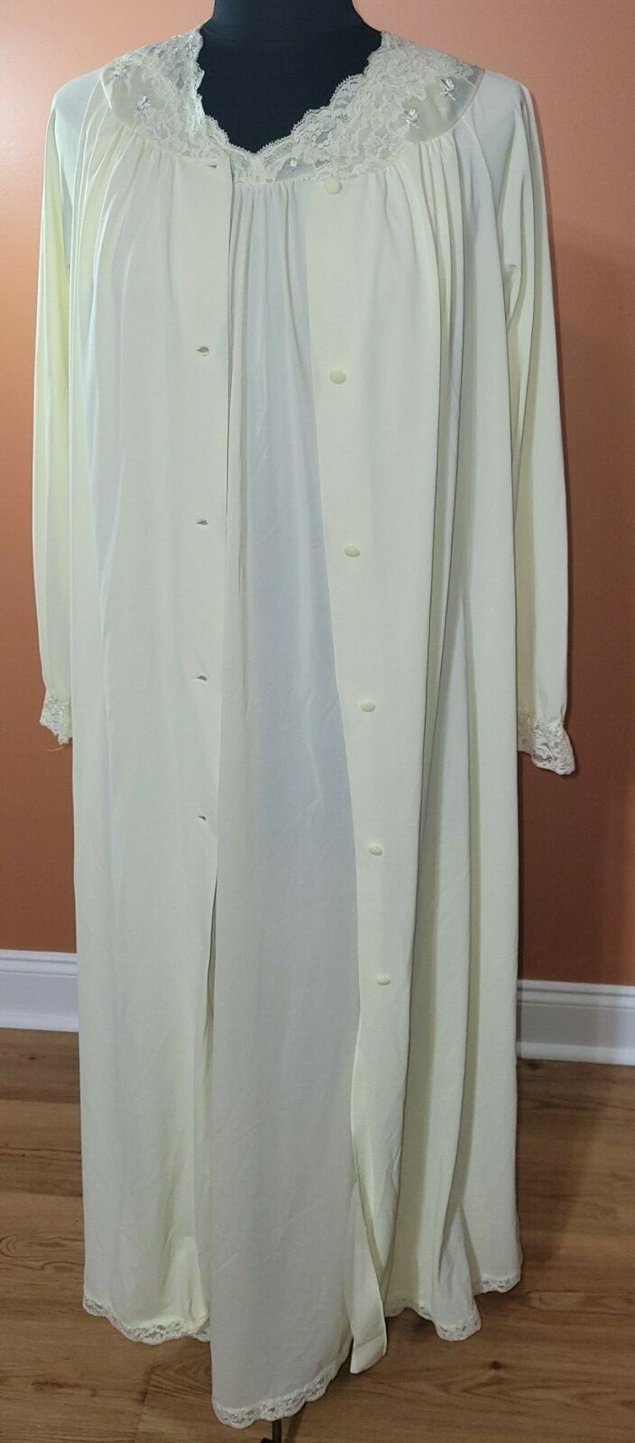 Shadowline 2 Pc Negligee S Nightgown Gown Robe Pale Y… - Gem