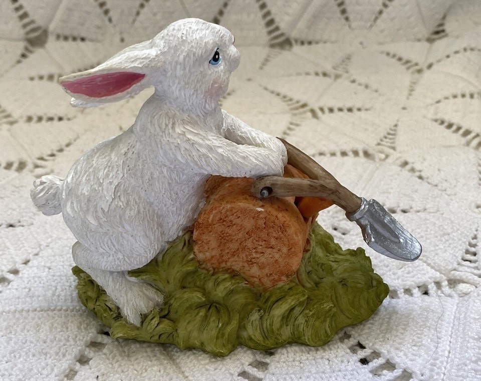 Adorable Easter Musical Trinkets Bunny With Shovel Plays Music TESTED ...