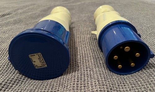 Walther Mating Pair: Plug and Socket Blue. IEC 3 Pole + Neutral + Earth ...
