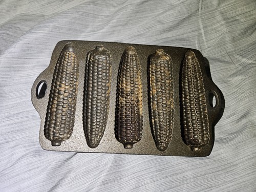 Vintage Cast Iron 5 Ear Corn Cob Shape Cornbread Muffin Cake Stick Pan ...