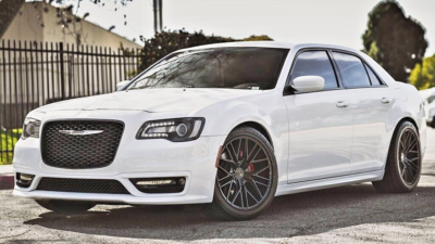 2014 White Chrysler 300 Black Rims 2014 Chrysler 300 Wheels | CARiD