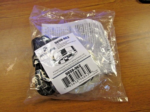 NEW. SEA GULL LIGHTING DISC LIGHT FIXTURE CAT# 9858-962 ... VI-66 | eBay