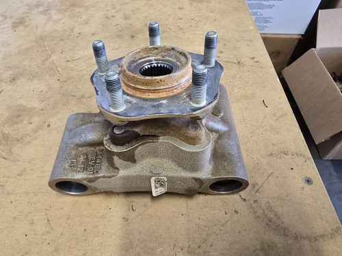 Polaris Xpedition XP5 24 Bearing Carrier W Hub Right Rear 5144170 ...