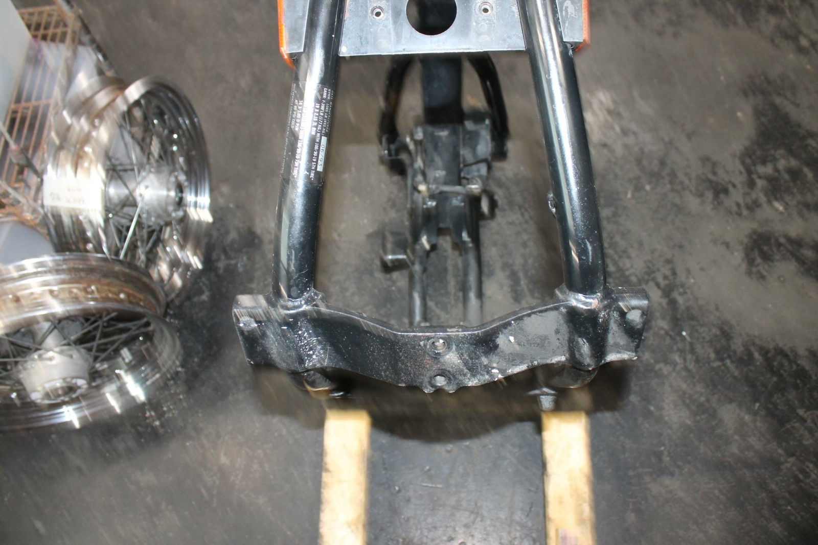 1069 93 HARLEY-DAVIDSON DYNA FRAME CHASSIS 1993 FXDL | eBay