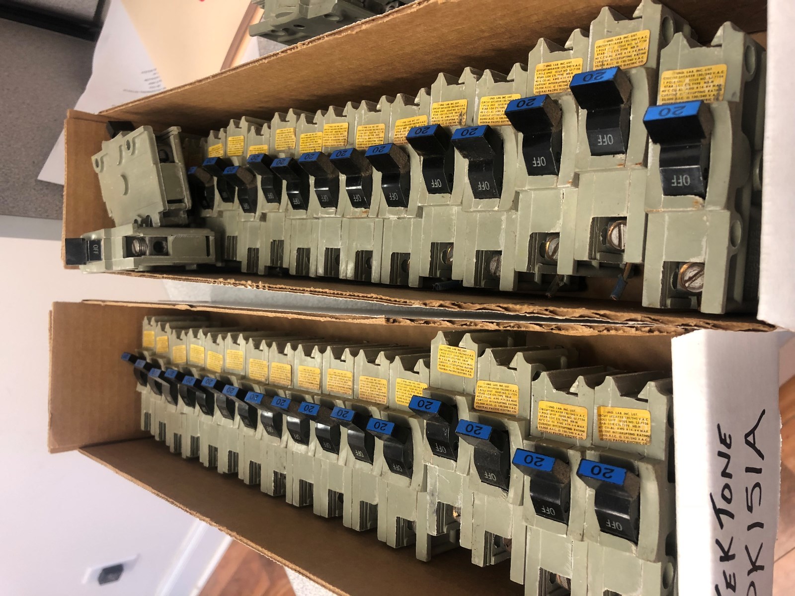 STAB-LOK 20 AMP CIRCUIT BREAKER | eBay