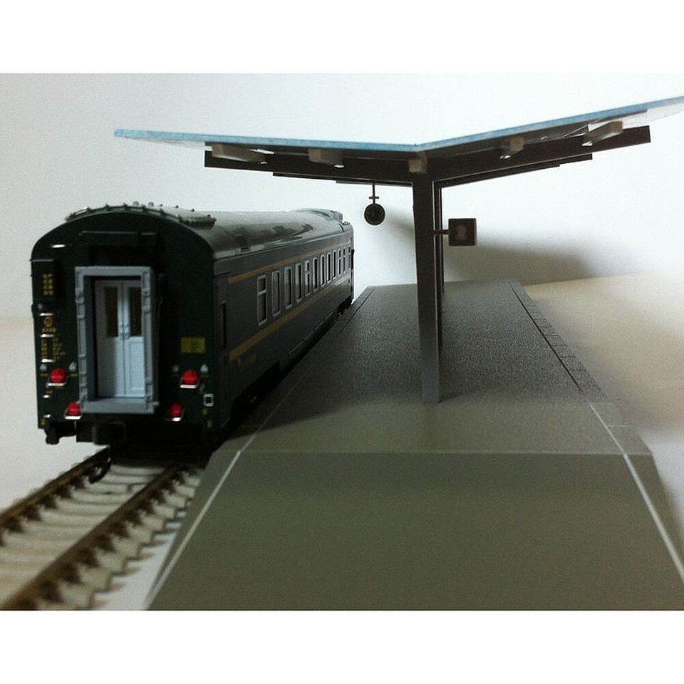 HO OO Scale 1:87 Railway Platforms Train Station (1 SET for one side ...