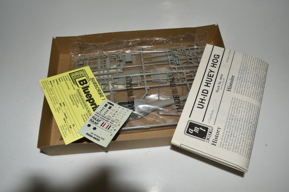 *RB* AMT ERTL BELL UH-1D HUEY PLANE KIT (KPQ172) | eBay