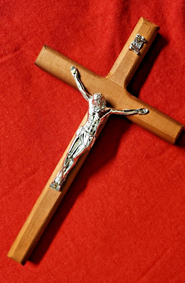 Crucifixes & Crosses - Catholic Wall