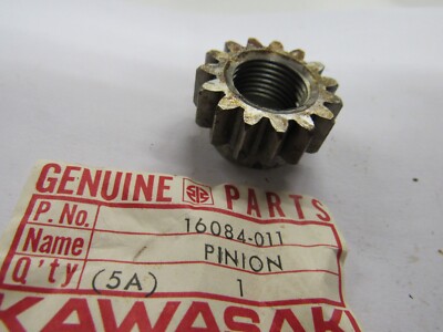 NOS Kawasaki Oil Pump Pinion Gear F8 F5 F9 F9B Big Horn 16084-011 | eBay