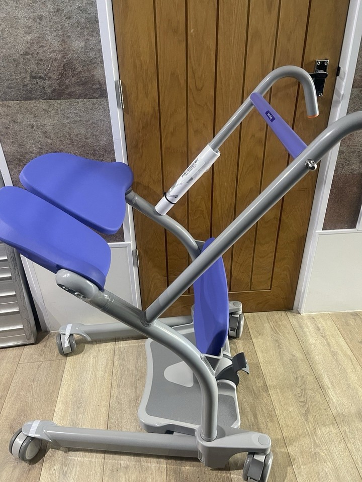 NEW Arjo Sara Steady Mobility Patient Transfer Aid / Standing Aid ...