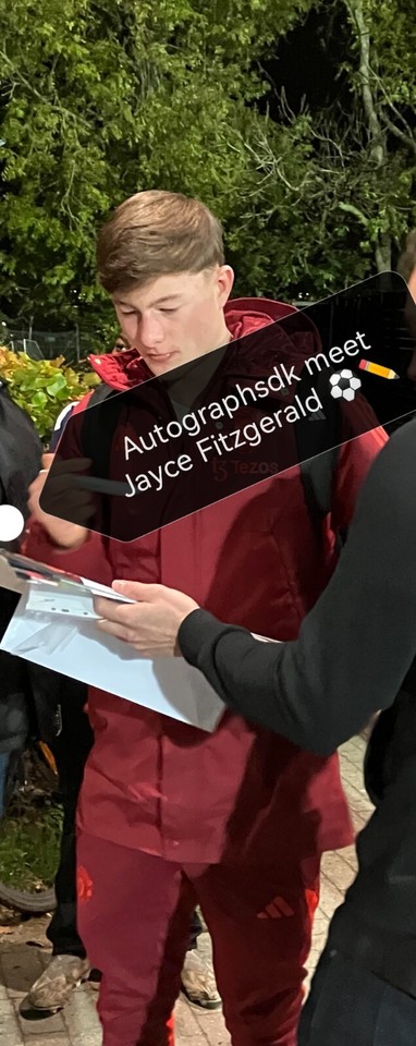 Jayce Fitzgerald hand signed Manchester united autograph photo | eBay