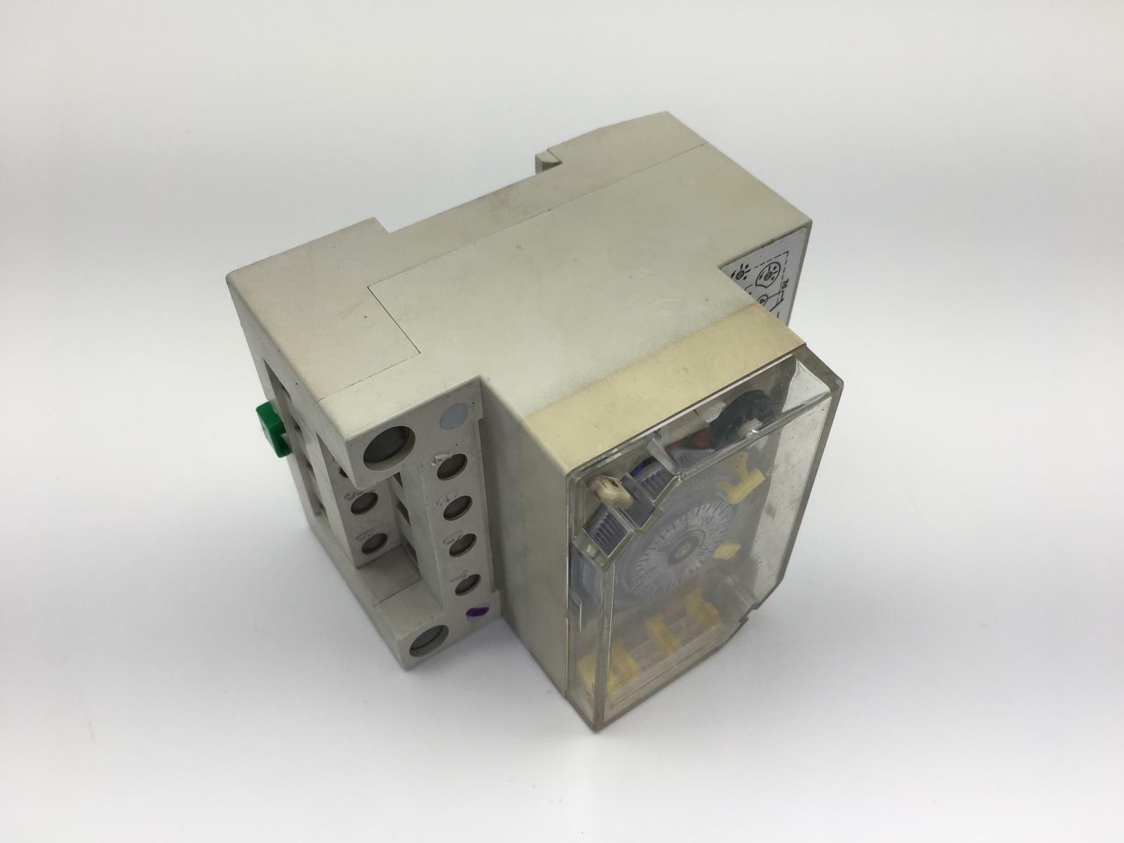 Theben Schaltuhr SUL186hw SUL 186 hw 220V Zeitschaltuhr Timer Relay ...
