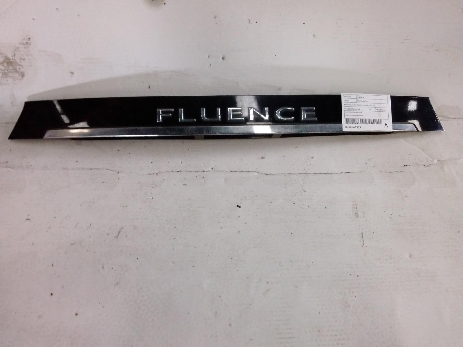 RENAULT FLUENCE X38 09/2010-01/2016 GARNISH REAR BOOT CENTER BOOTLID ...