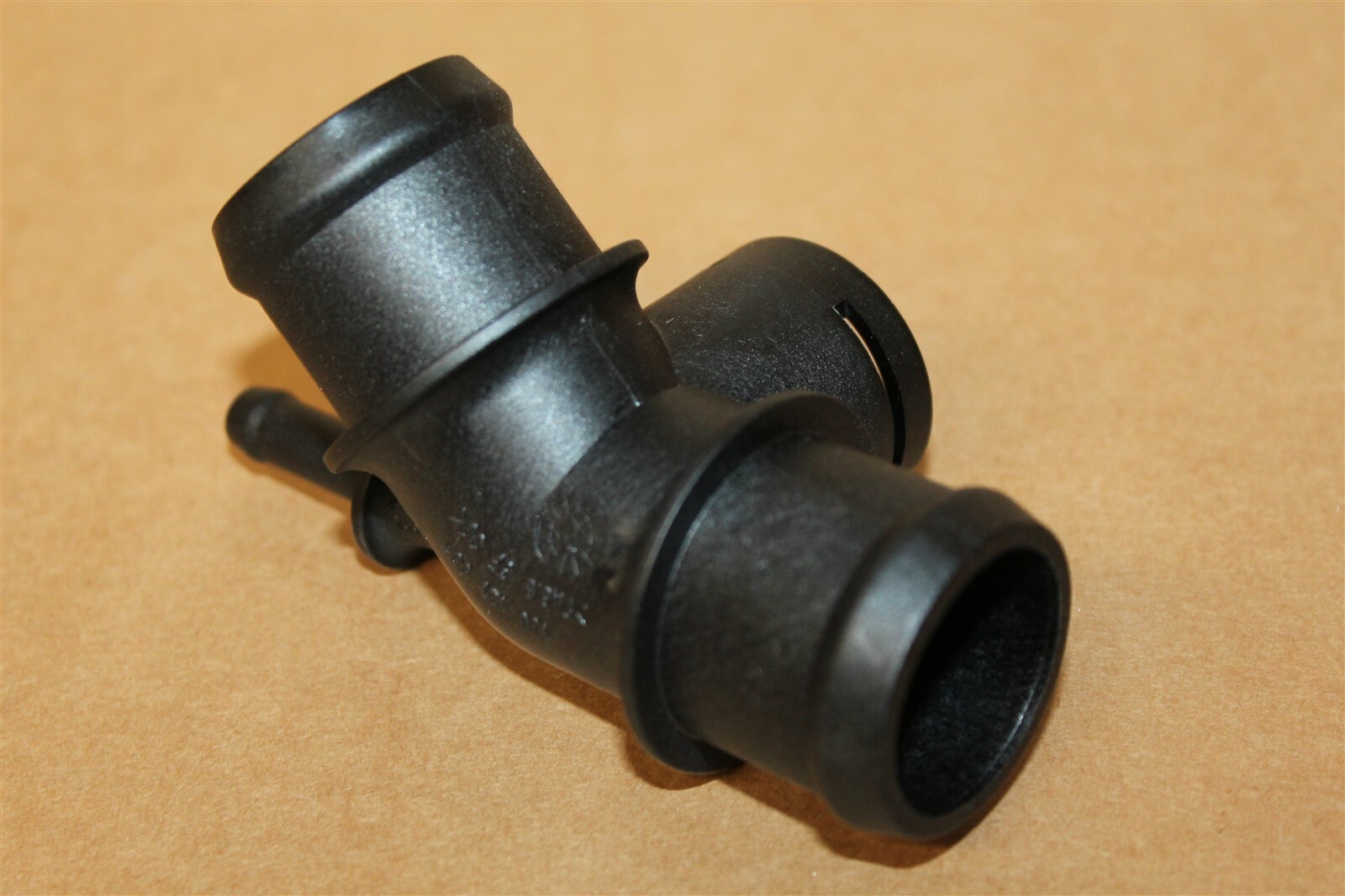 VW Polo 9N Audi A3 Various Engine Coolant Connection 1J0121087 New ...
