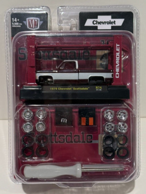 M2 Machines Model Kit 1979 Chevrolet Scottsdale R74 24-36 | eBay
