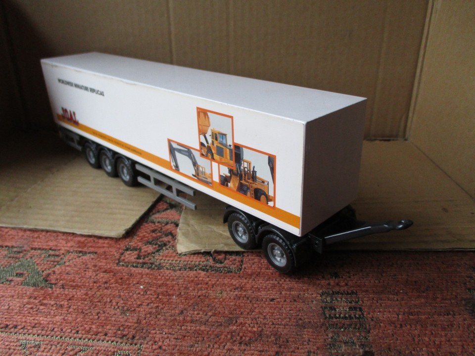 UNBOXED 1/50 JOAL VOLVO FH12 RIGID BOX VAN AND ARTICLUTATED TRAILER ...