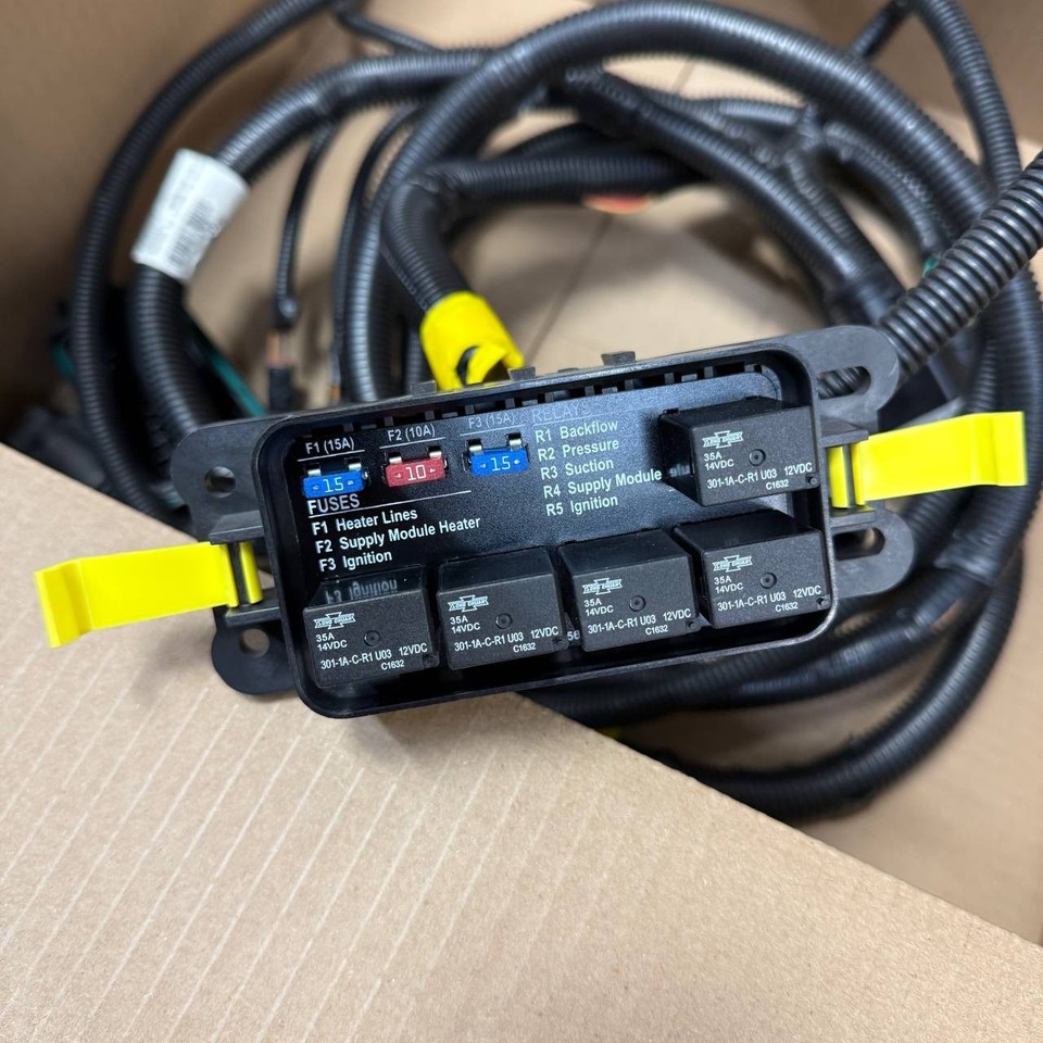 4033171C99 | Genuine International® Def Tank Jumper Harness | eBay