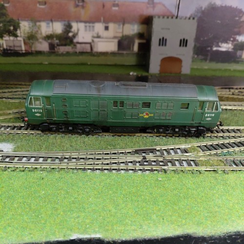 Hornby 00 Gauge BR Class 29 Diesel Locomotive no D6110 Little ...