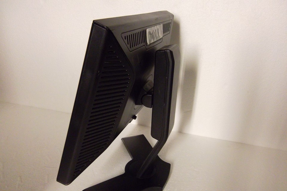 Dell P170S 1708FP LCD Monitor 17" BLACK USB Hub DVI VGA VMPX3 YVG53 ...