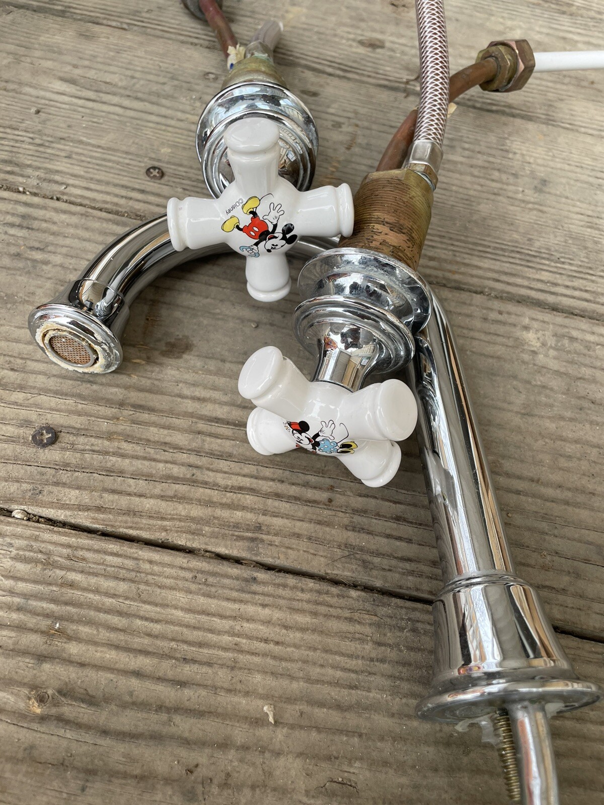 Disney Mickey/Minnie Playful As A Mouse Sink Faucet Widespread 8 ...