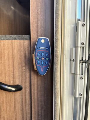 For Black / blue Powrtouch/Powertouch Motor Mover Remote Holder / Mount ...