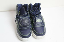 Shoe Beatz Boys Size 7 Bluetooth Speaker Shoes Rechargeable for sale ...