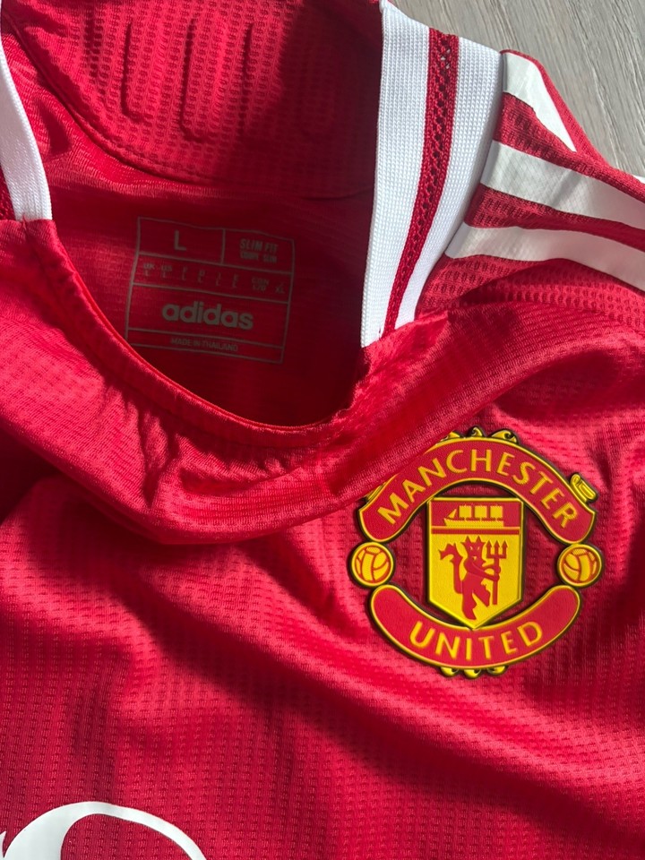 LUKE SHAW Hand Signed Manchester United 2024/25 Football Shirt Proof ...