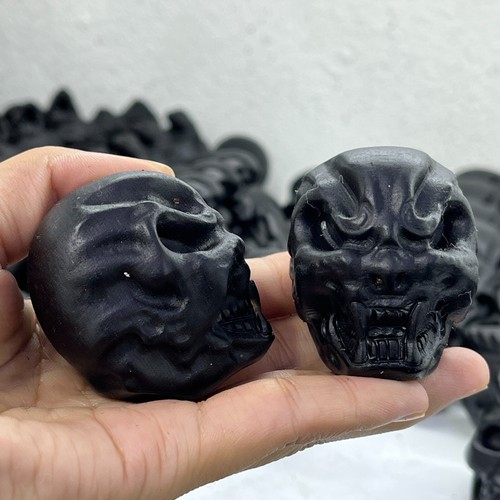 1pc Natural obsidian vampire Quartz Crystal model skull gift Figurines ...