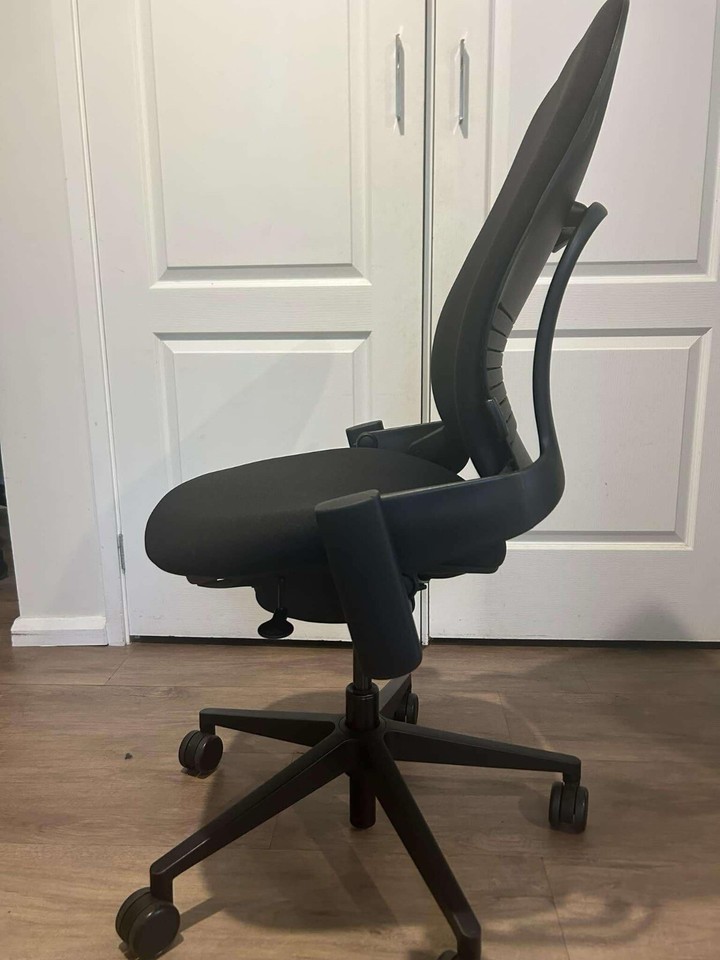 Steelcase Leap V2 ergonomic chair - Without armrest | eBay Australia