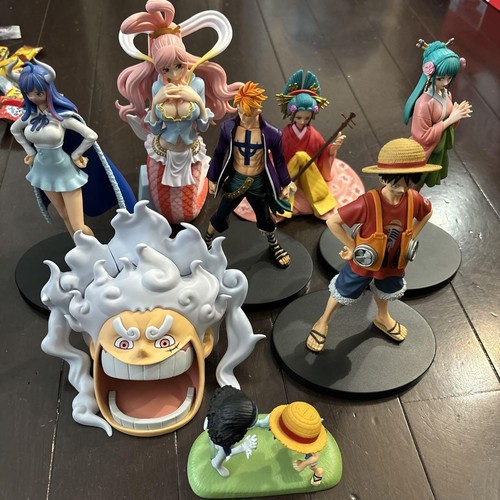 One Piece Prize Figures Set of 8 Collectible Anime Figures Authentic ...