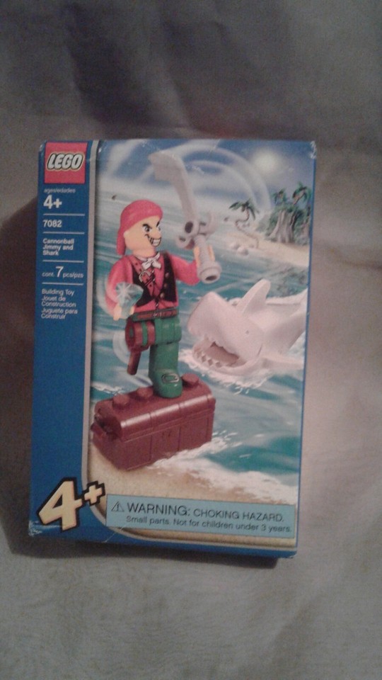 LEGO -7082 Juniors Pirates -Very Rare NIB FS PLEASE DOES HAVE DAMAGE ...